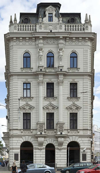 Neoclassical Residential