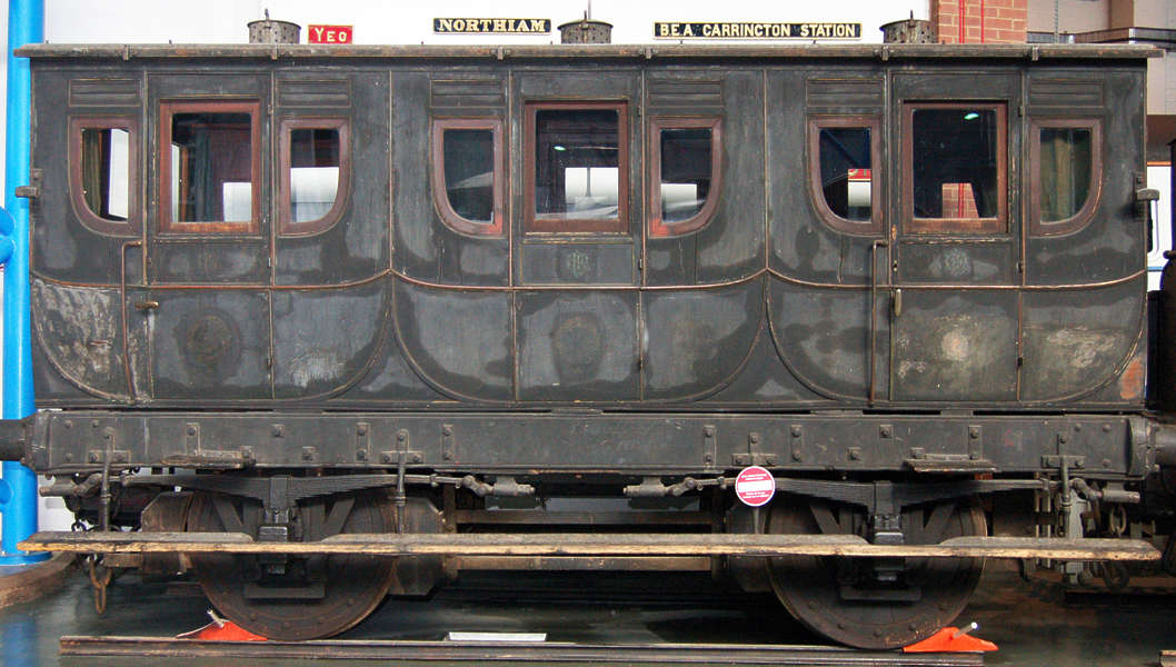Trains0026 - Free Background Texture - train vehicle old metal brown ...